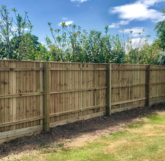 Fencing Specialists in Hampshire - Westbeams